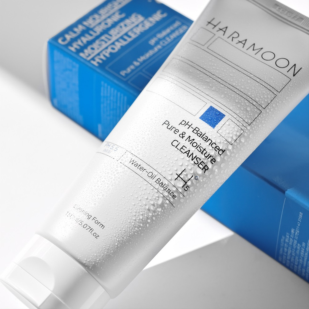 HARAMOON pH-Balanced Pure Moisture Cleanser 150ml