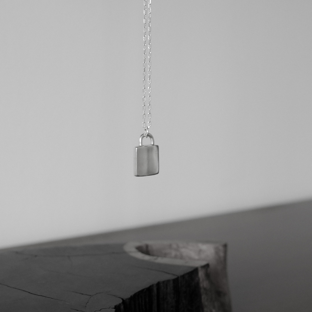 silver · lock pendant necklace | idus