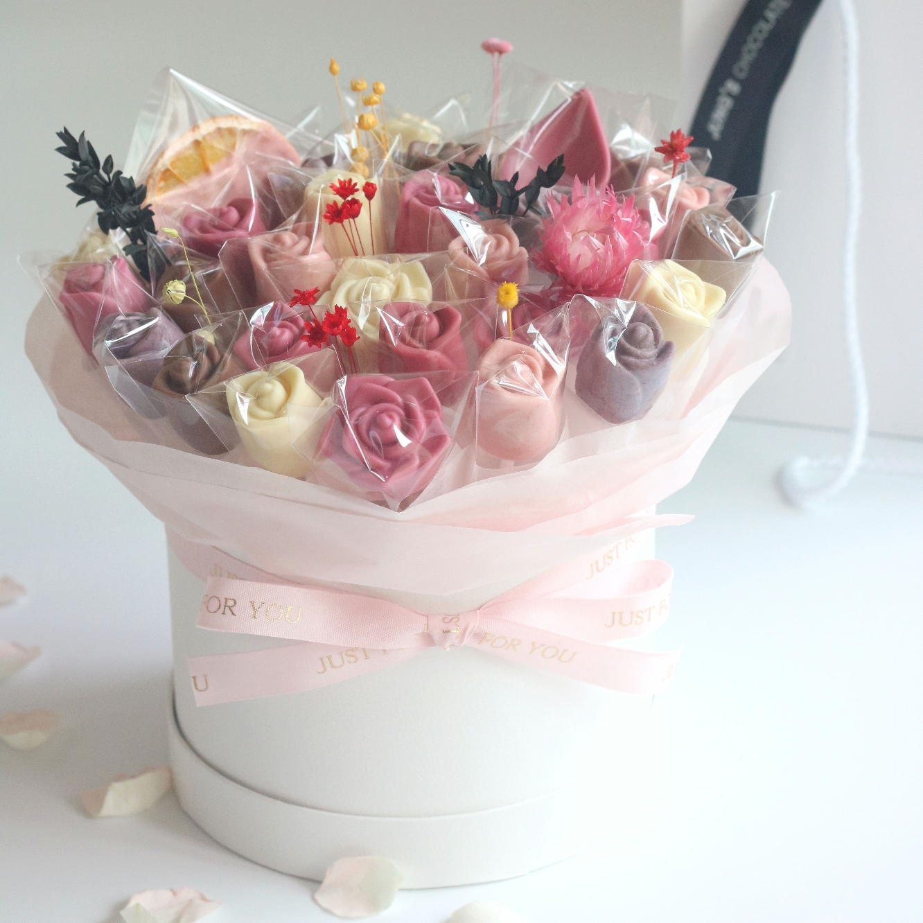 정스초콜릿 | 판매중인 작품