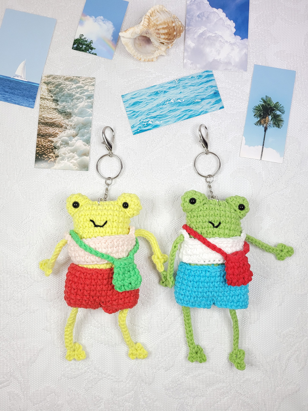 Cute frog key ring | idus