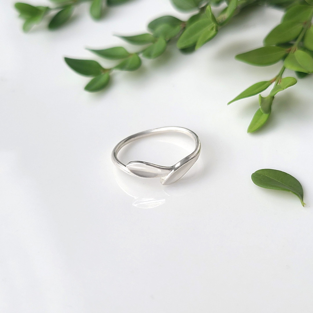 Two Leaves Ring (silver925) | idus