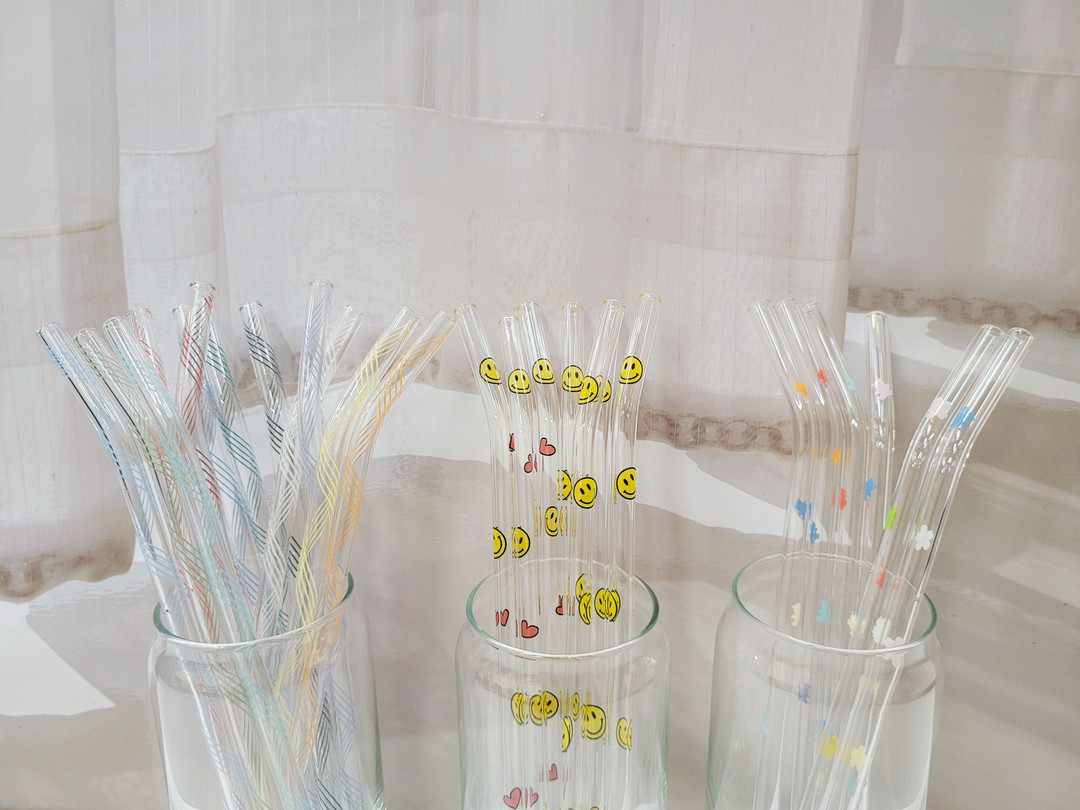Patterned Glass Reusable Straw (5 Designs) | idus
