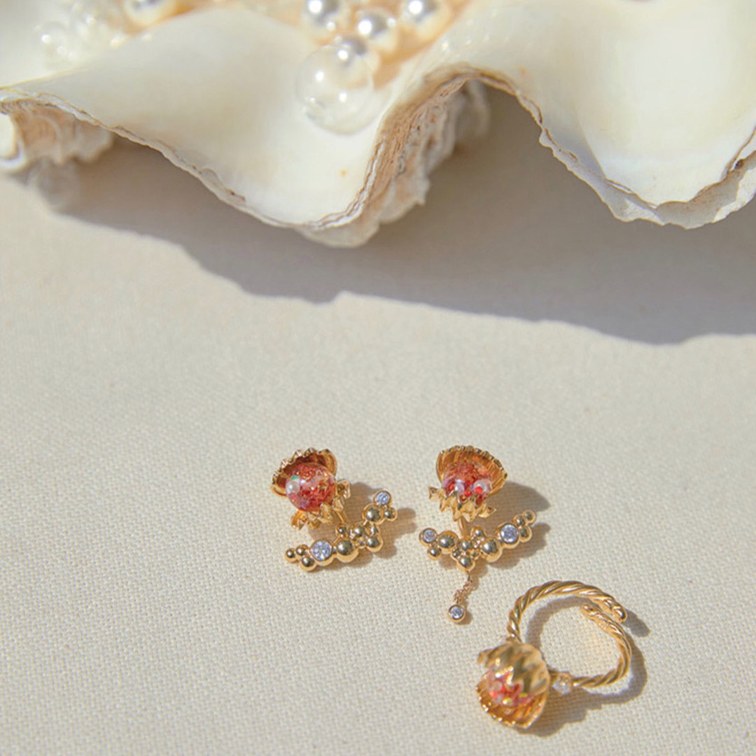 Shining Snowball Inside the Shell Earrings