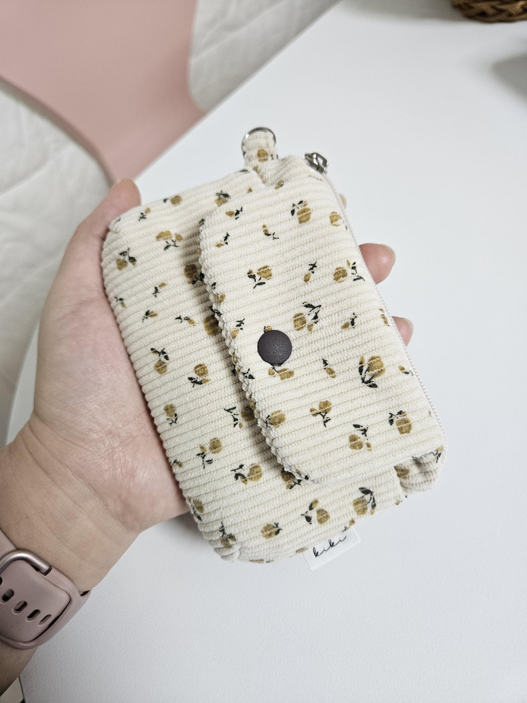 🌸 Small Floral Corduroy Round Card & Coin Pouch 🌸 | idus