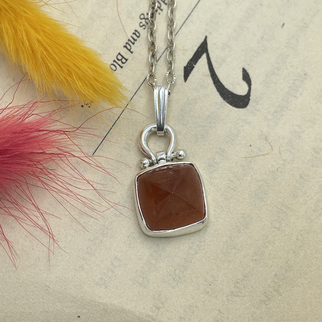 #180 Spessartite Garnet Pendant | idus
