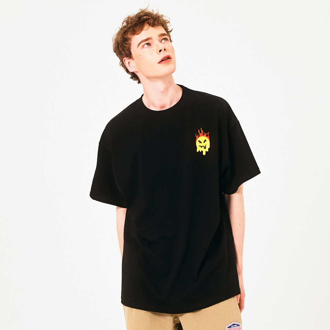BURNING SMILE TEE (BLACK)