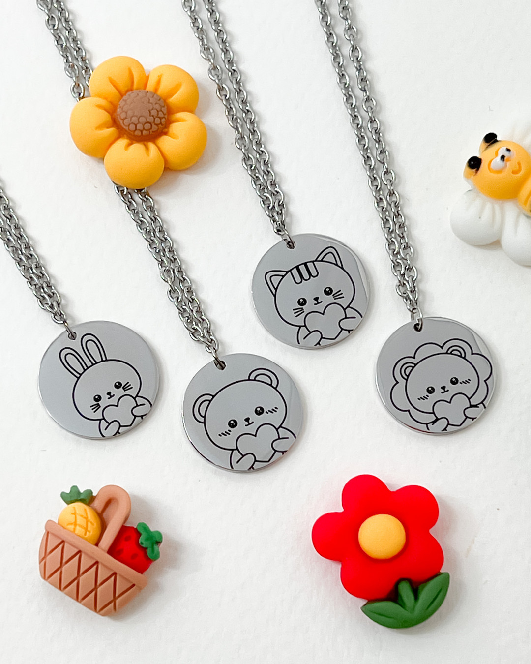 Lost Child bear rabbit cat lion Necklace round 1.8 A | idus