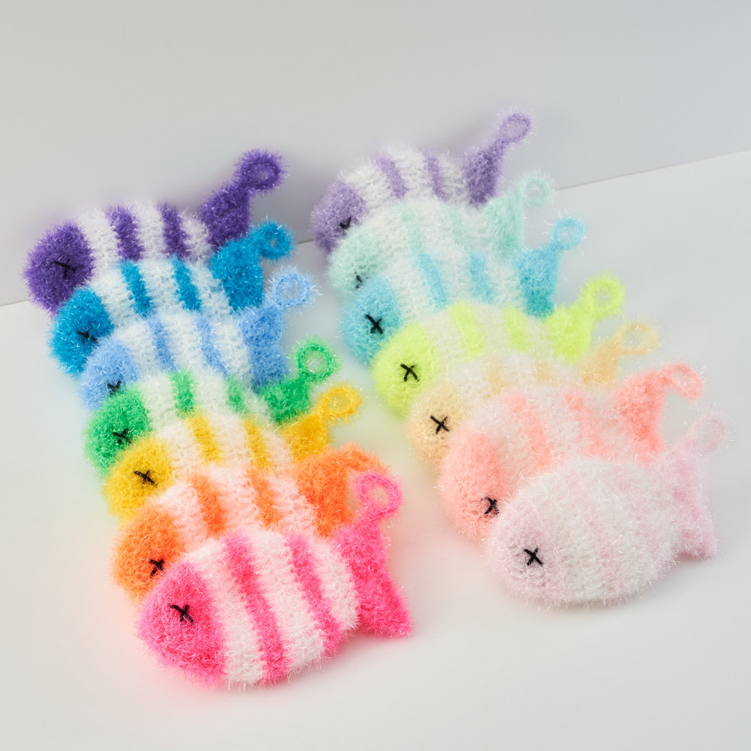 Rainbow Fish Scrubby | idus