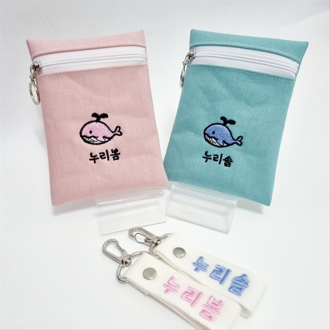 Whale mini pouch | idus