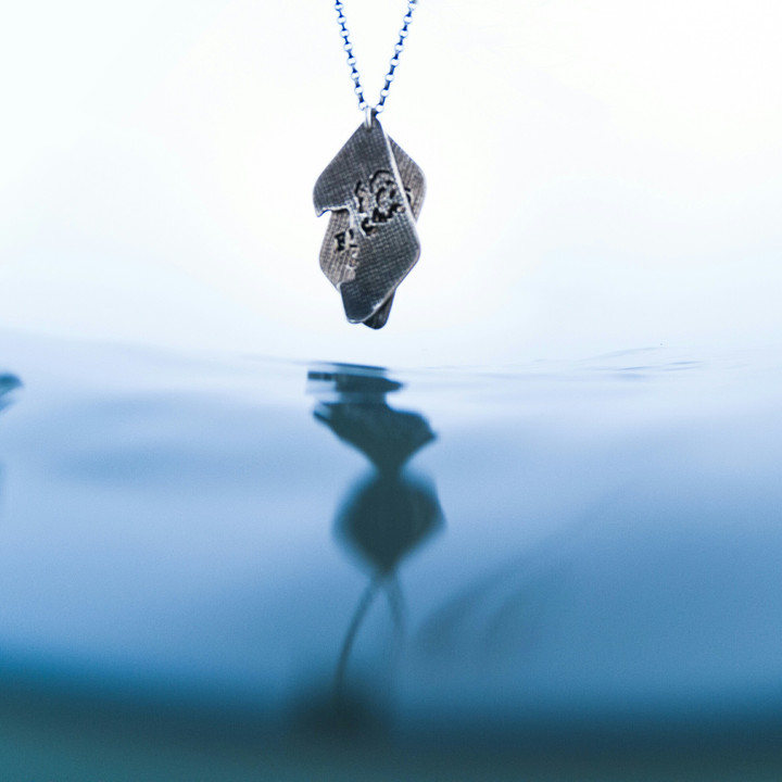 a Hunch- 목걸이 펜던트 | 아이디어스