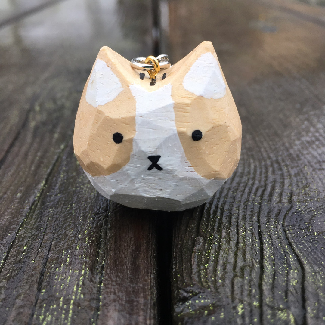 Cat Carving Keyring | idus