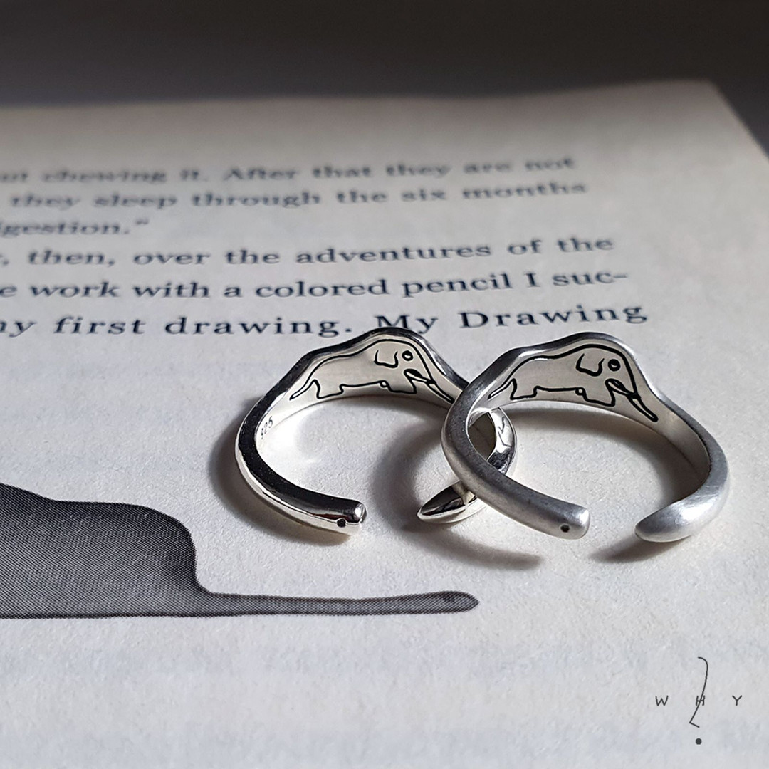 (925 Sterling Silver) Boa Constrictor Eating an Elephant Ring