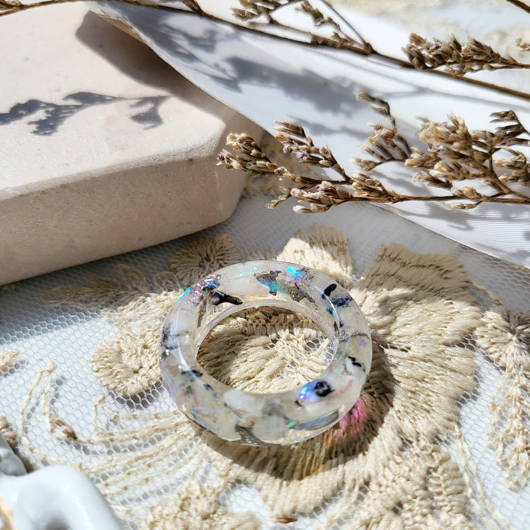 Moon stone Crystal Aurora Ring | idus