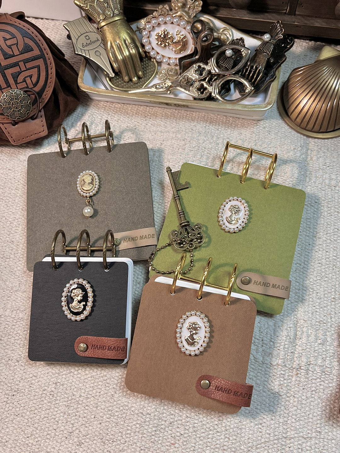 3-hole square diary | idus