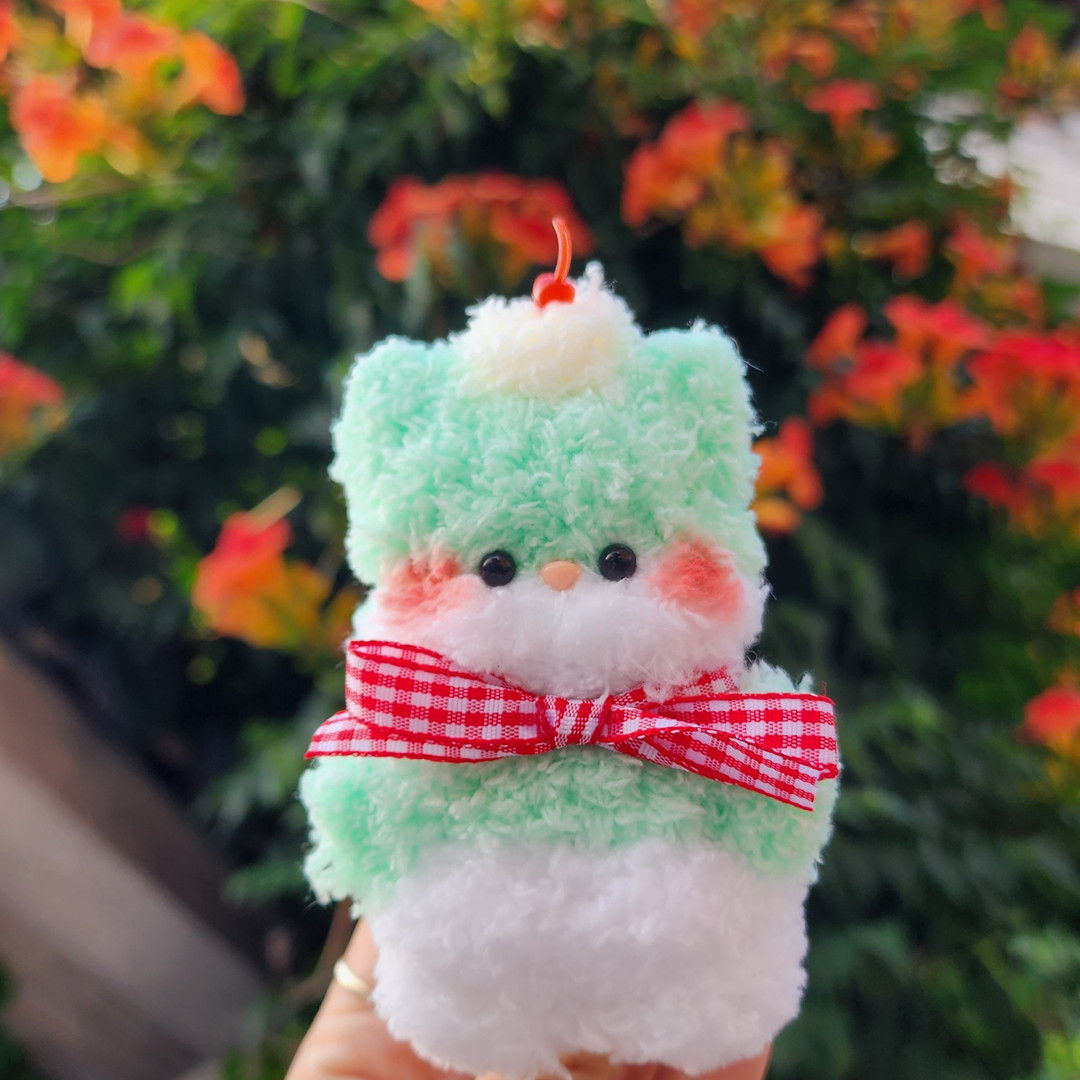 ♡Handmade Keyring ☆Melon Sodo Cat/June Cat ♡ | idus