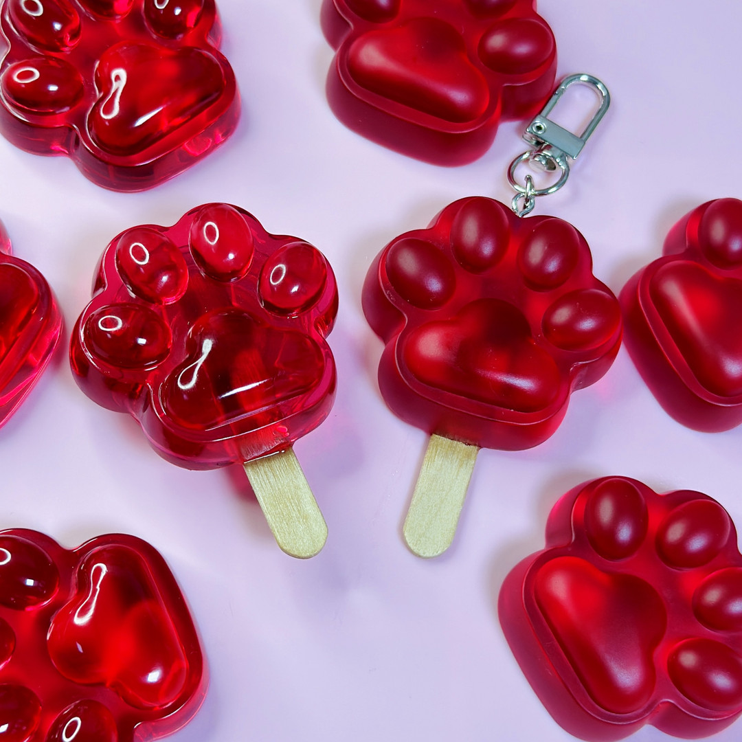 "Smart Talk/ Dog (Cat) Paw Popsicle/Keyring" | idus