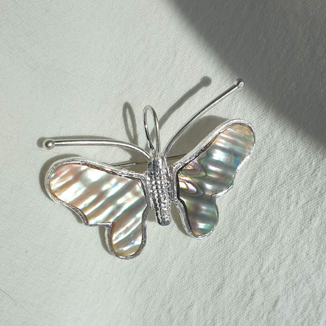 2way butterfly silver mother of pearl pendan & brooch | idus