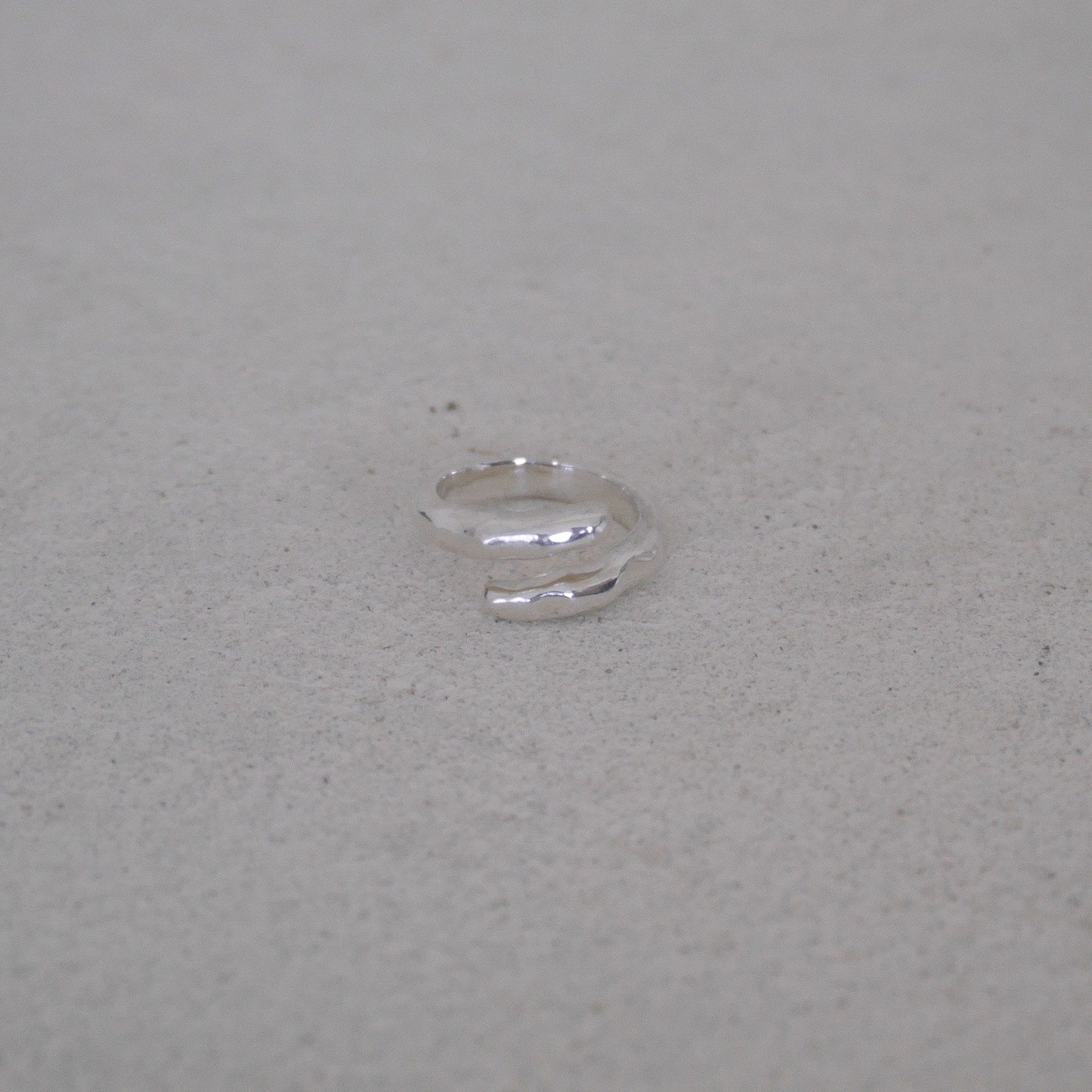 실버925 · rough hug ring | 아이디어스
