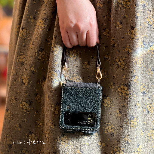 갤럭시 제트플립3,4 수제가죽케이스_Incas Goat | 아이디어스