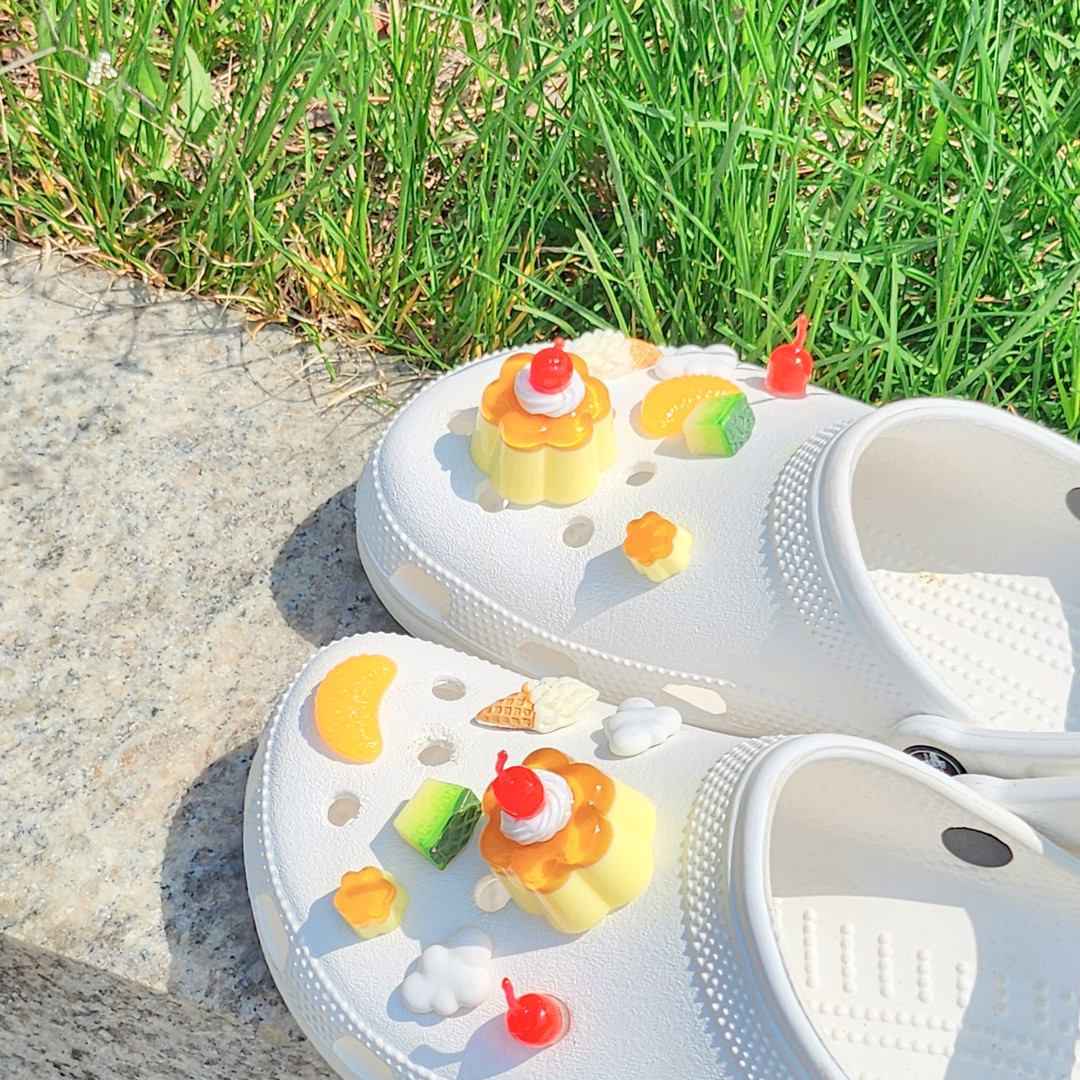 cherry Creamy Pudding Shoes Charm Set