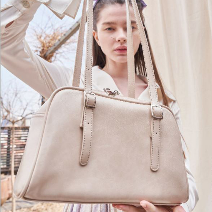maf bag Ivory | 아이디어스