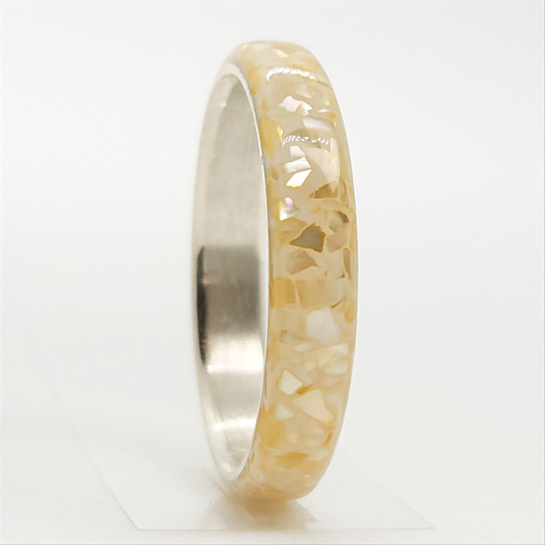 Luxe Hand Aging white mother-of-pearl Silver ring | idus