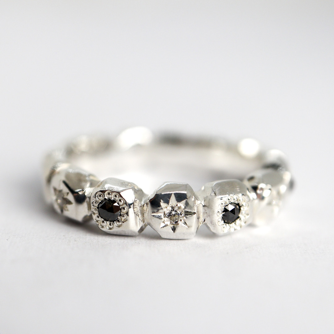 [Birthstone of April]Chic Black Rough Diamond Ring | idus