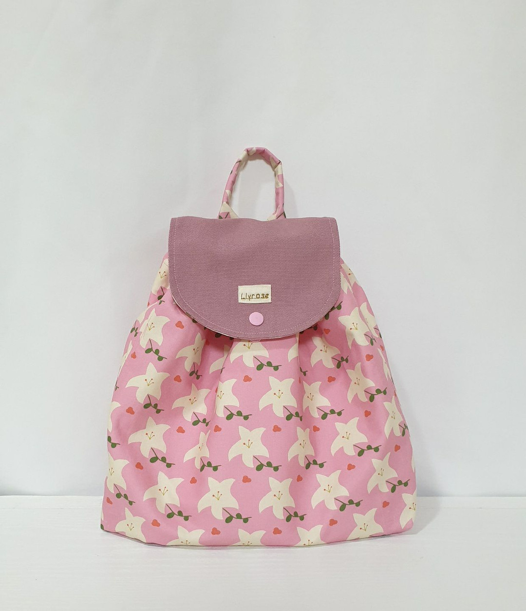 Lovely lily backpack