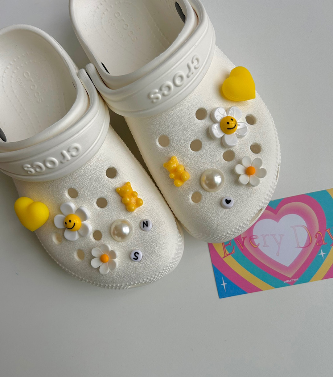 Custom Smile flower daisy jibbitz set charms | idus