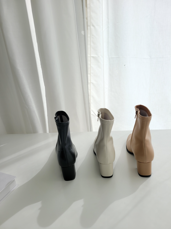 [부츠세일] 라인이 예쁜 소가죽앵클부츠 5cm-3col | 아이디어스