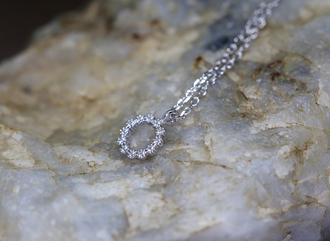 Cubic Round Silver necklace | idus