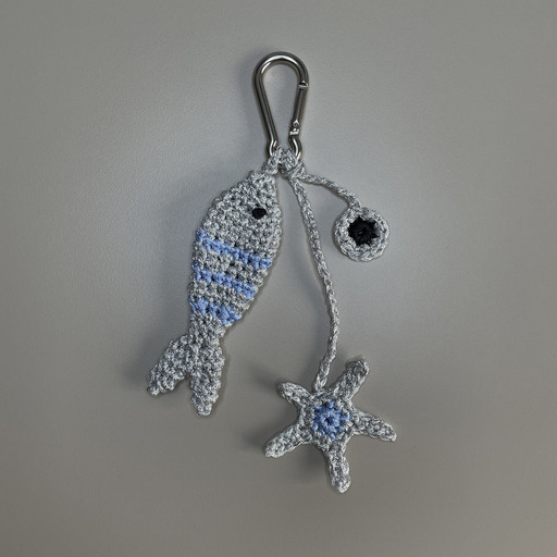 Silver Fish Key Ring (뜨개 키링) | 아이디어스