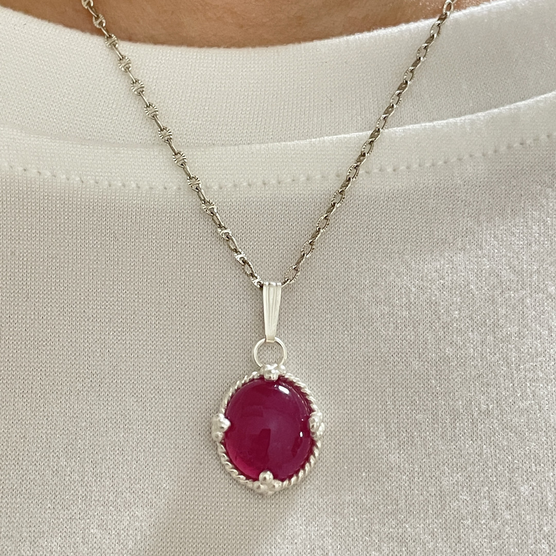 #250 Ruby Pendant | idus