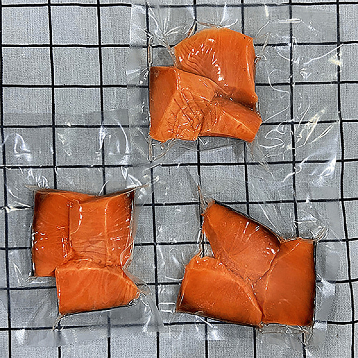 순살 연어 300g (100g X 3팩 소분진공포장) | 아이디어스