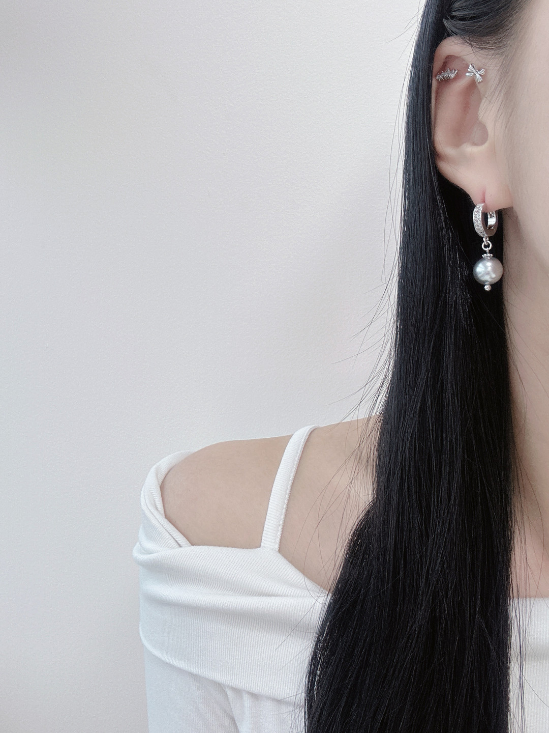 [High Quality] One-Touch Gray Pearl Earring | idus