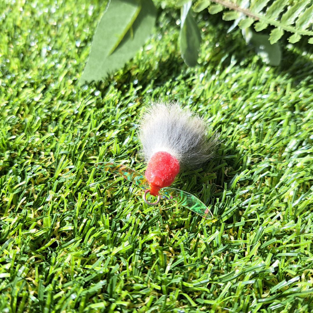 Small Insect Hula Dance Cat Fishing Toy Lure