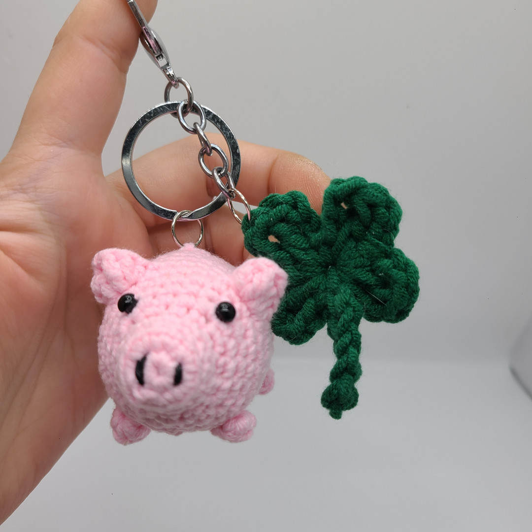 Full of Luck Key Chain | idus