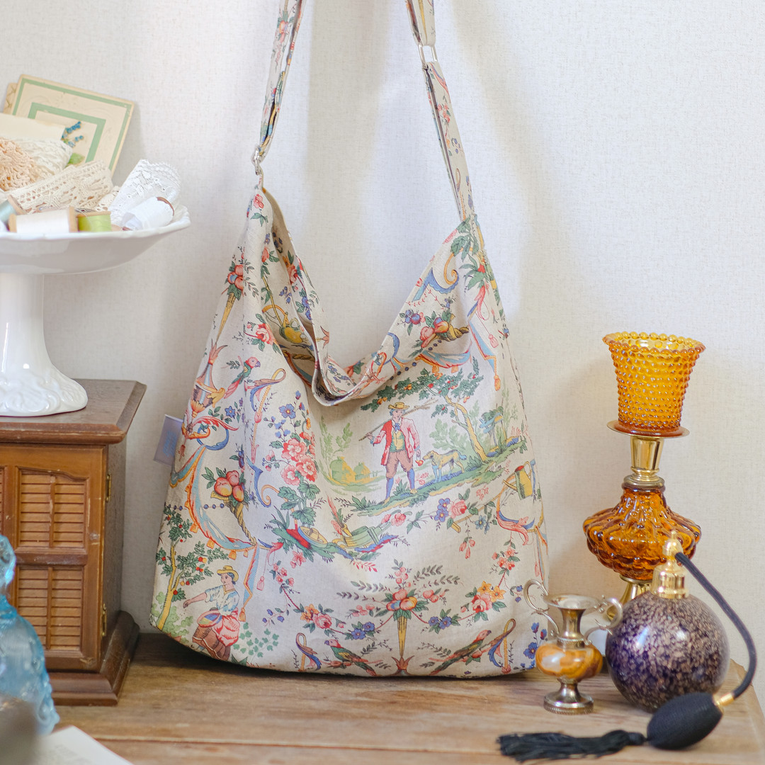 French chateau fabric big shoulder, cross / zipper, adjustable cross