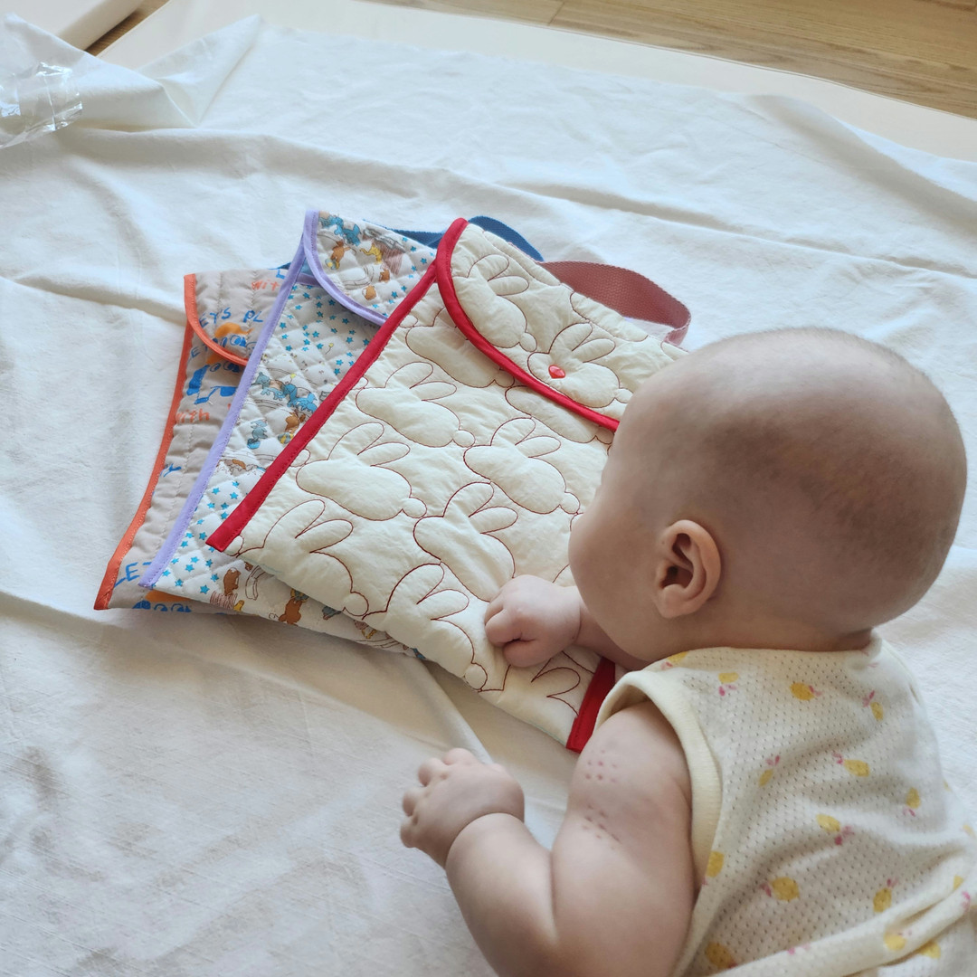 Quilted Diaper Pouch with Handle | idus