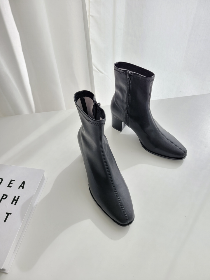 [부츠세일] 라인이 예쁜 소가죽앵클부츠 5cm-3col | 아이디어스