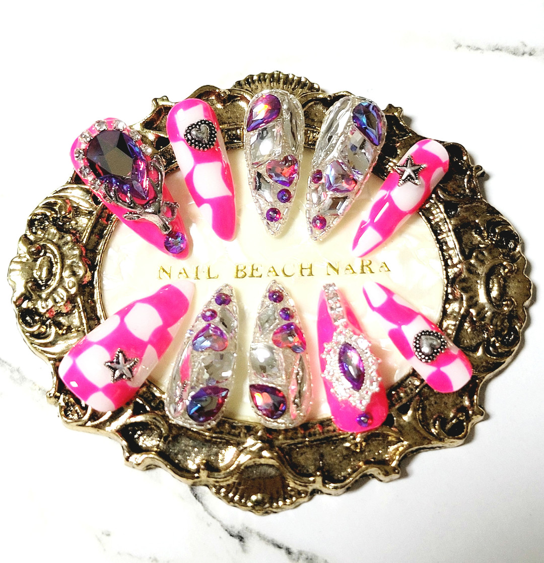 Hot Pink Wave Check Nail Art Handmade Nail