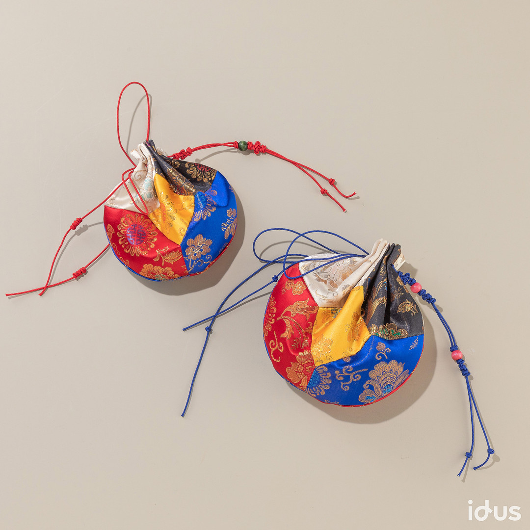 five color lucky pouch set(Korean traditional pouch) | idus
