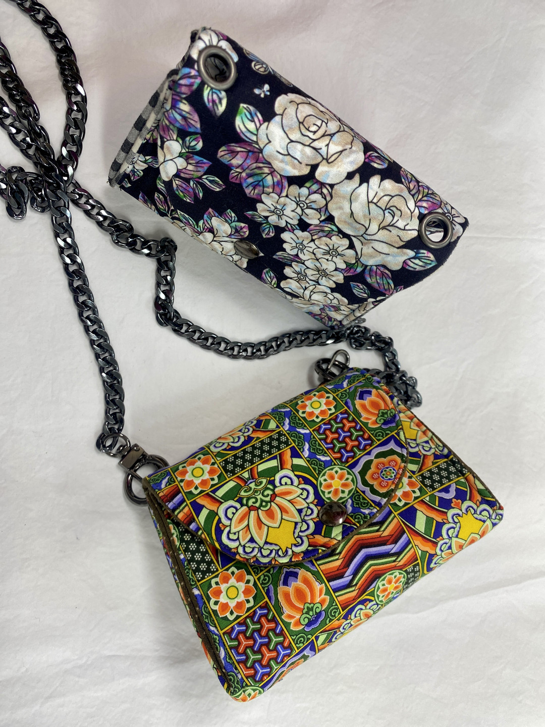 Traditional Pattern Mini Pouch Bag | idus