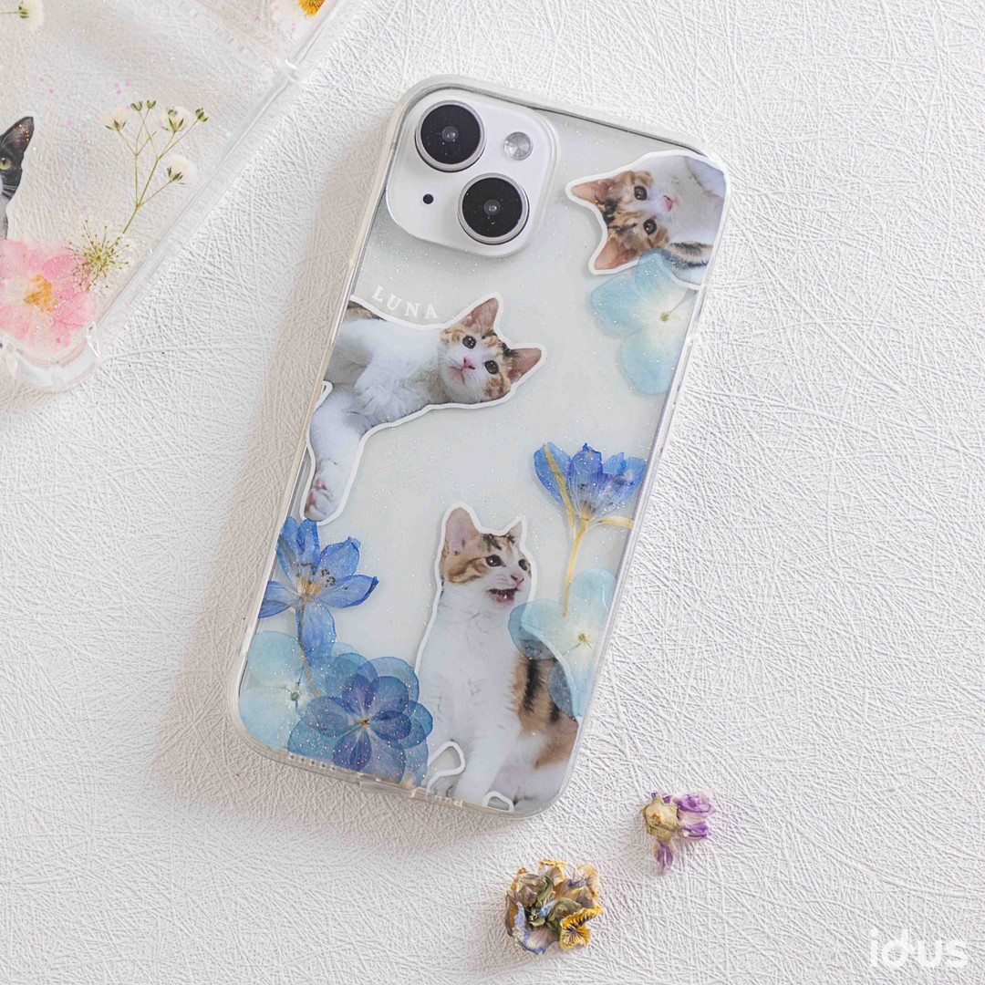 a pet in full bloom Resin Cell Phone Case ☘(All models can be manufactured)