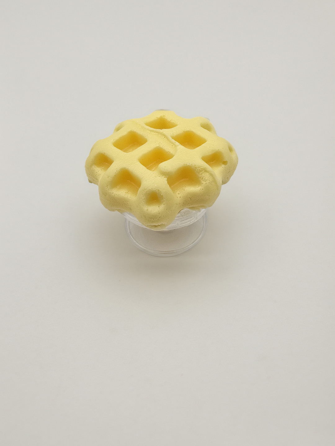 🧇 Realistically shaped waffle smart tok 🧇 | idus