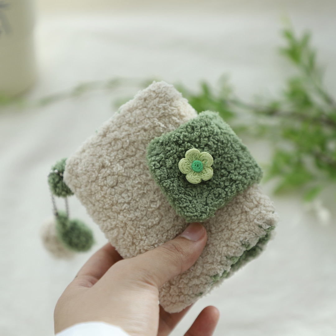 [Free Gift Wrapping] Color Spring Potato Knitting Couple Wallet (With ...