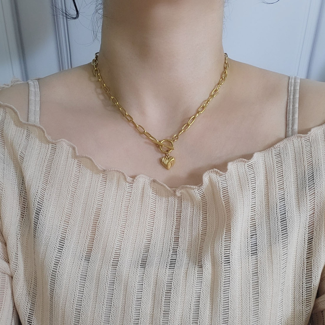 Vintage Heart Toggle Bar Necklace | idus