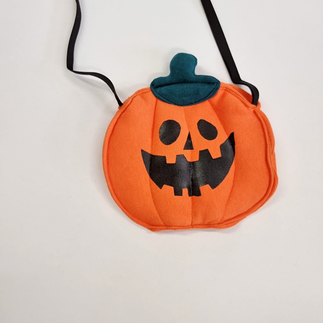 Halloween Trick-Or-Treat Pumpkin Candy Bag | idus