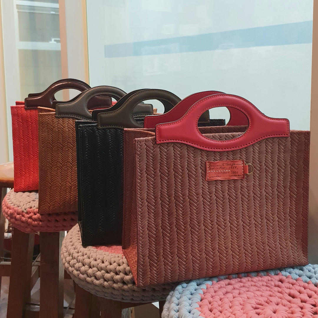 A rattan-patterned square tote bag | idus