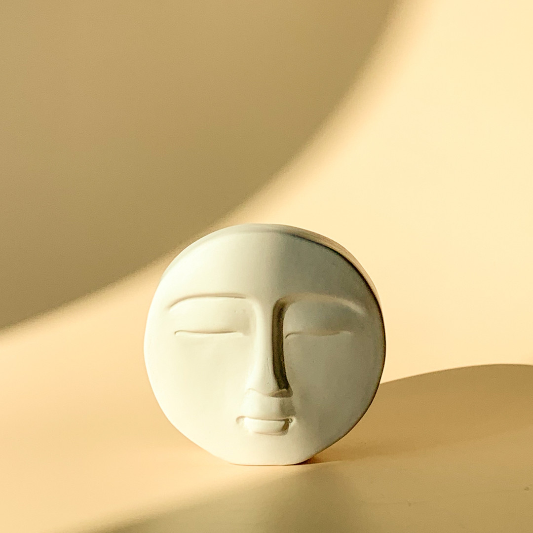 Moon face object (4 color) | idus